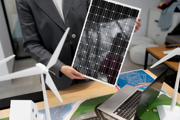What Is RE100 Renewable Energy and Why It Matters | REDEX